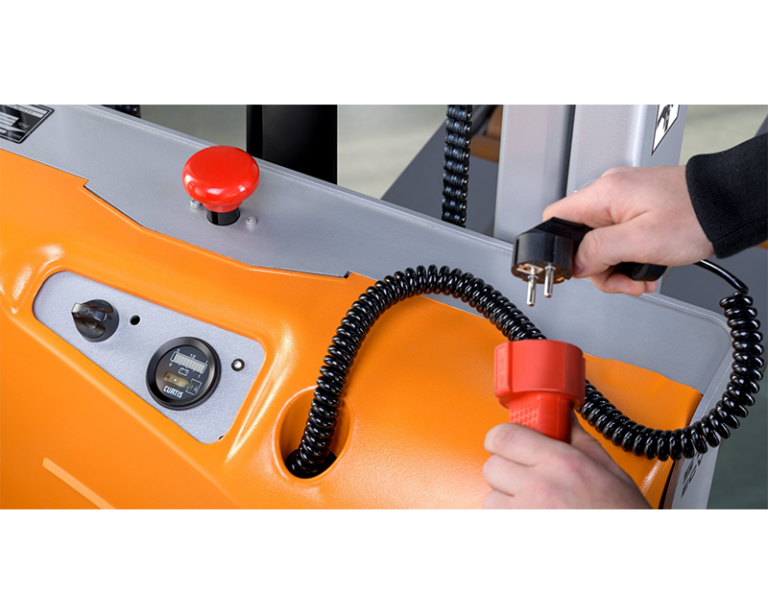 Stacker - Gear India